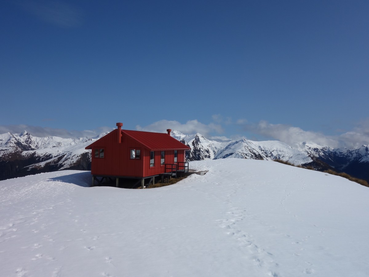 Day trip to Brewster Hut – classickiwicourtz